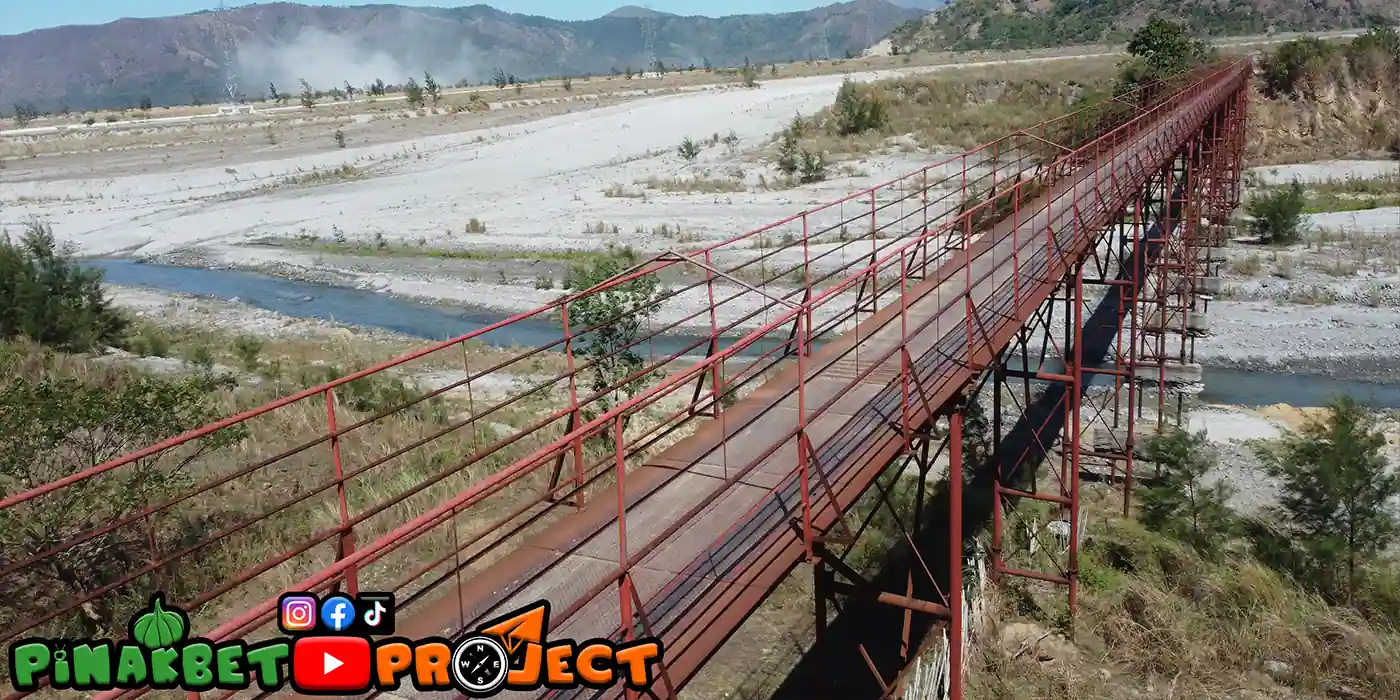 Arauka Hanging Bridge: A Thrilling Stop on the Road to Mapanuepe Lake
